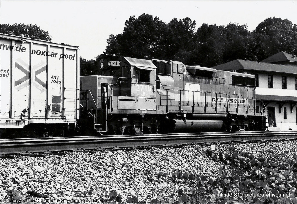 CSX 2715